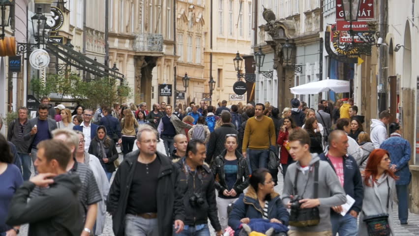 Sčítání lidu: Obyvatel v ČR přibylo, ale populace stárne. Cizinců v ...